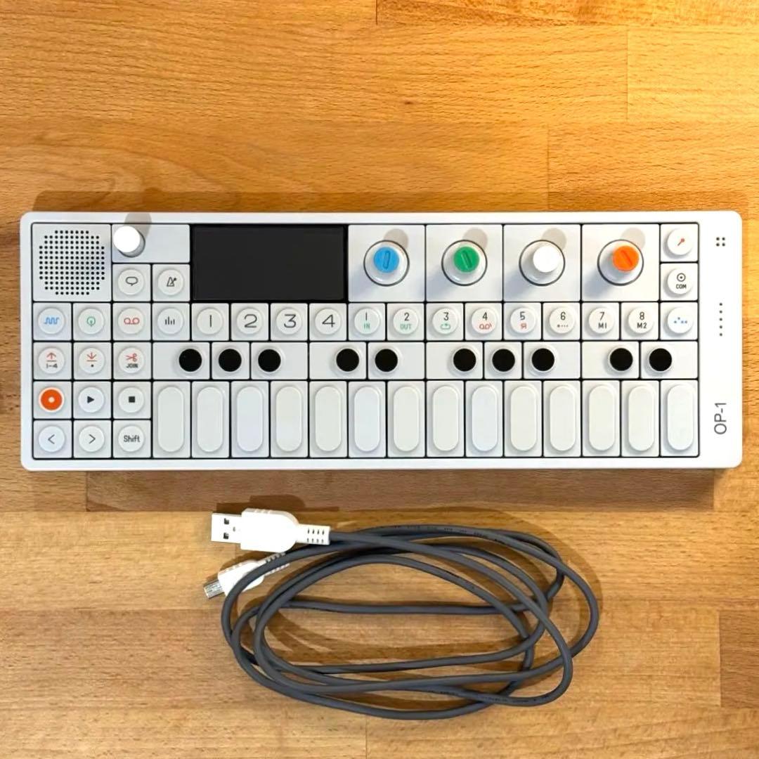 【完動品】Teenage Engineering OP-1