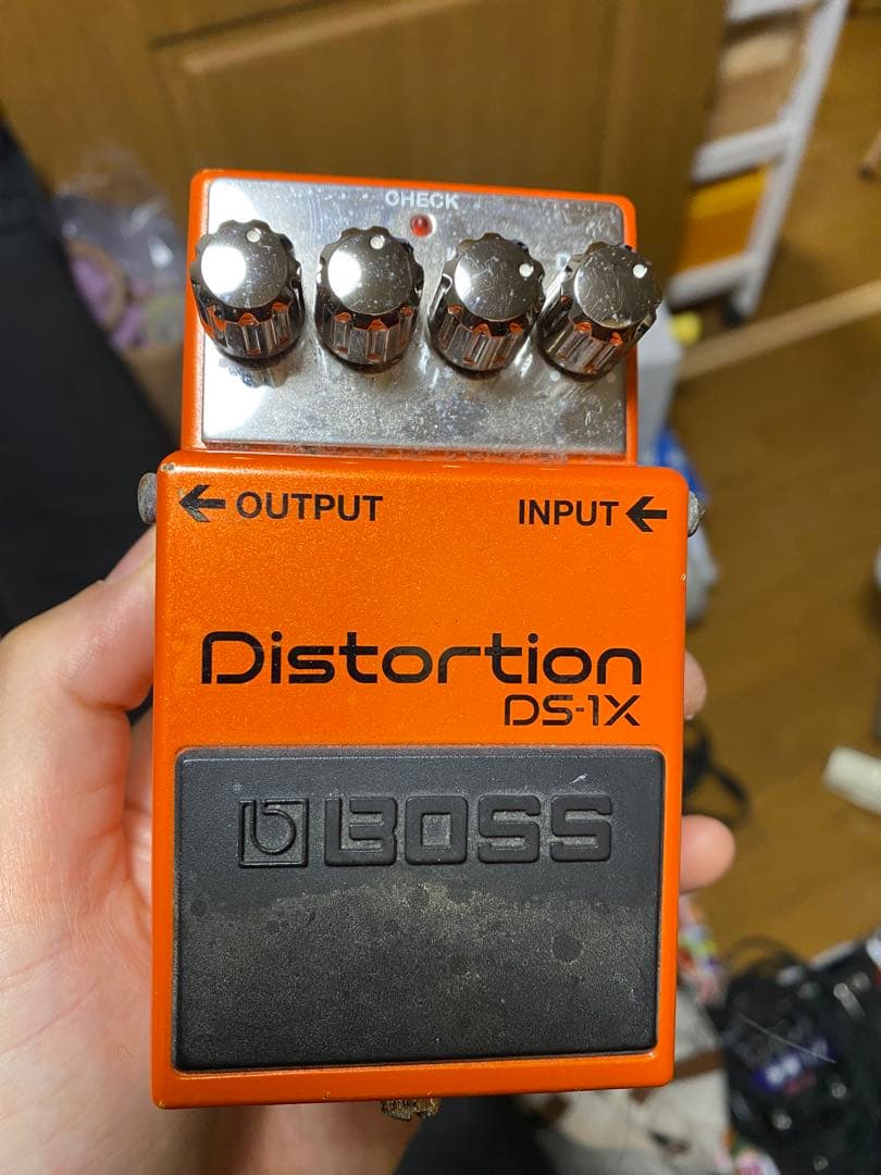 2月1日まで！最後の値下げ！BOSS DS-1X ディストーションエフェクター