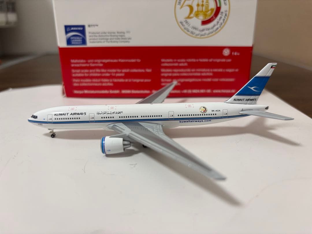 クウェート航空　B777-200 クラブモデル herpa 1/500