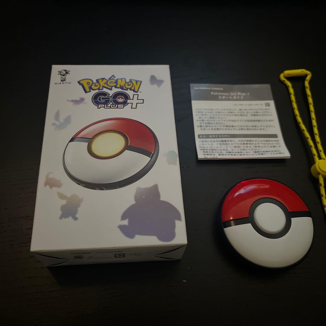 Pokémon GO Plus+ 本体と付属品