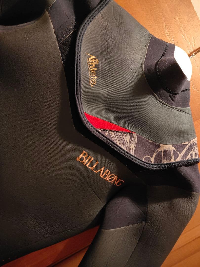 【美品】BILLABONG　正規品　高級ウエットスーツ　セミドライ　ノンジップ