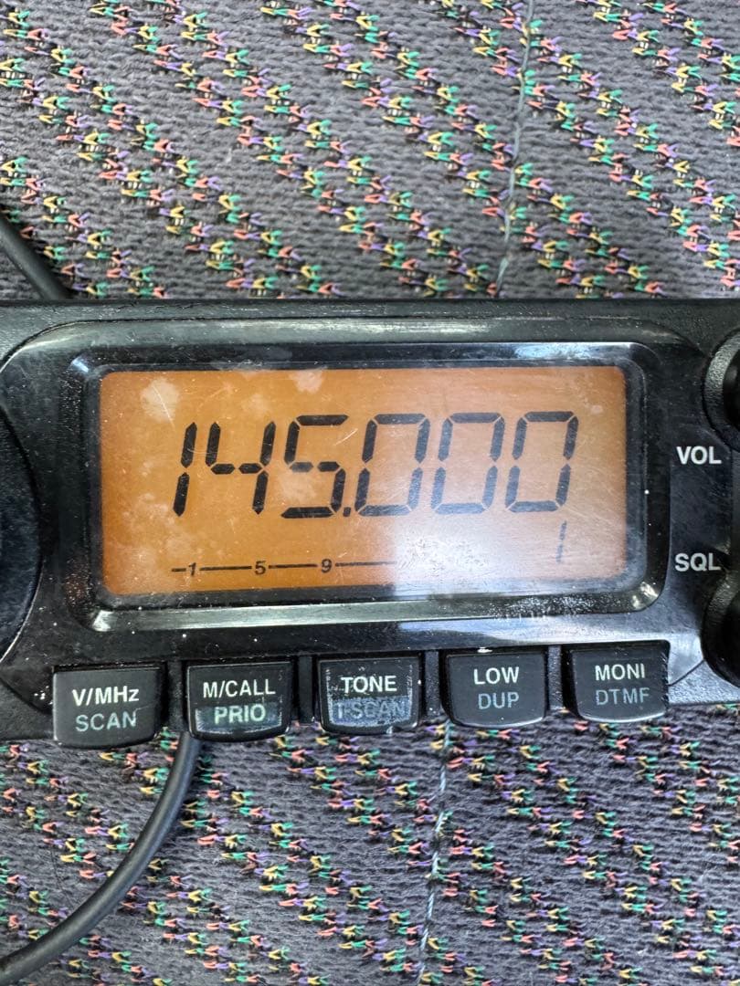 受信機 ICOM IC208 20w