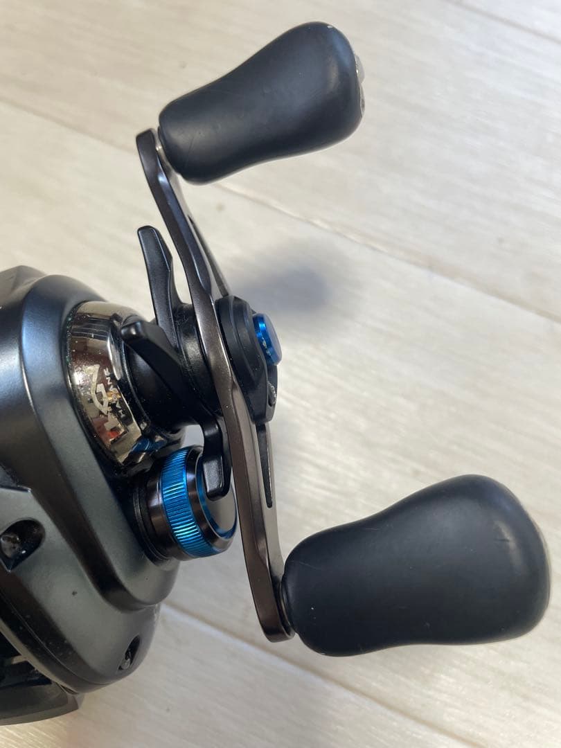 シマノ　SHIMANO 70HG SLX DC 7.2 ブラック　ベイトリール