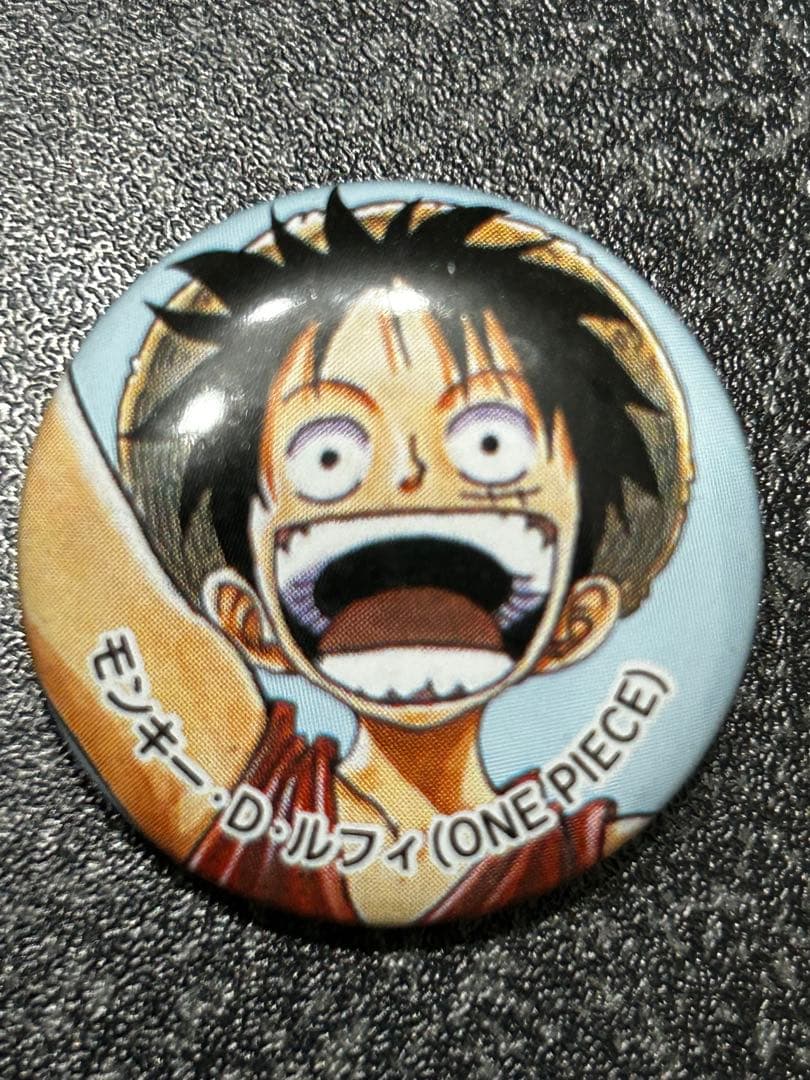 ONE PIECE/ワンピース 限定缶バッジ4点セット
