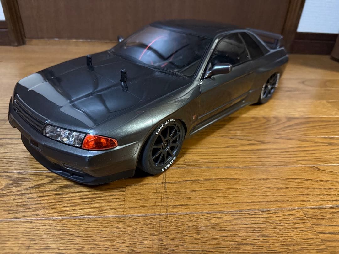 タミヤ　R32 GTR ボディ　電飾付