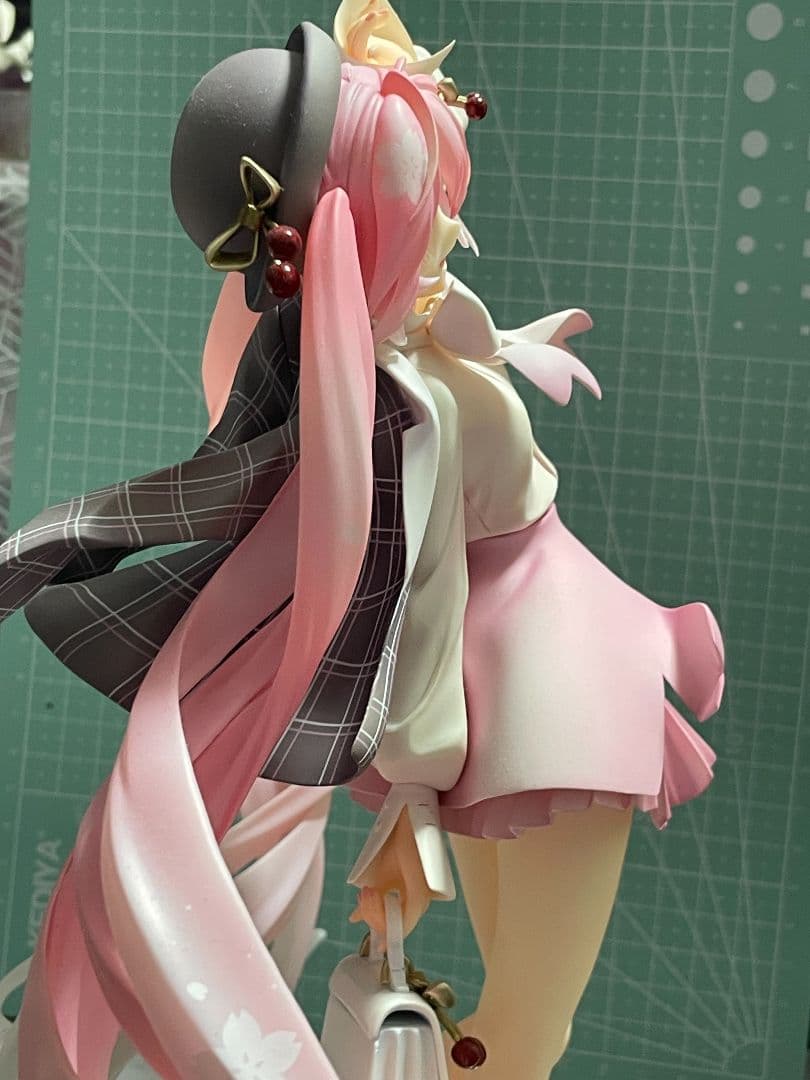 初音ミク 桜ミク お花見コーデVer. 1/6 フィギュア