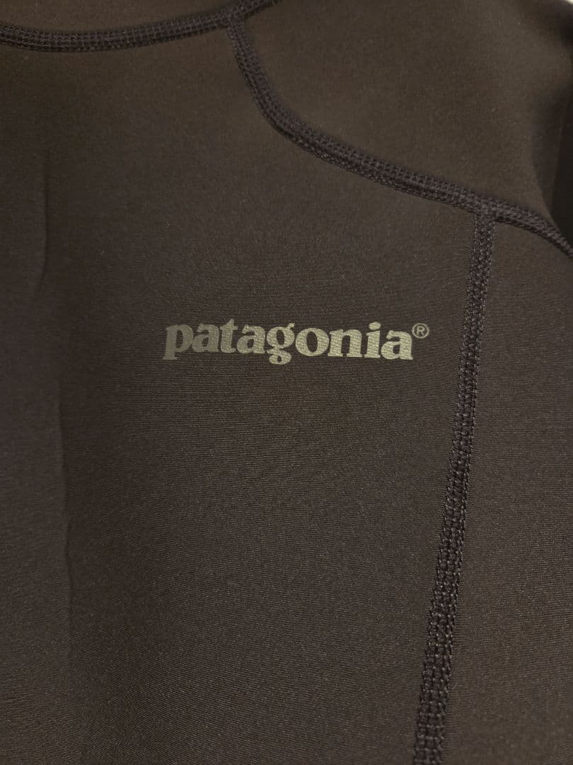 パタゴニア patagonia ブラックウェットスーツ ジャケット上着