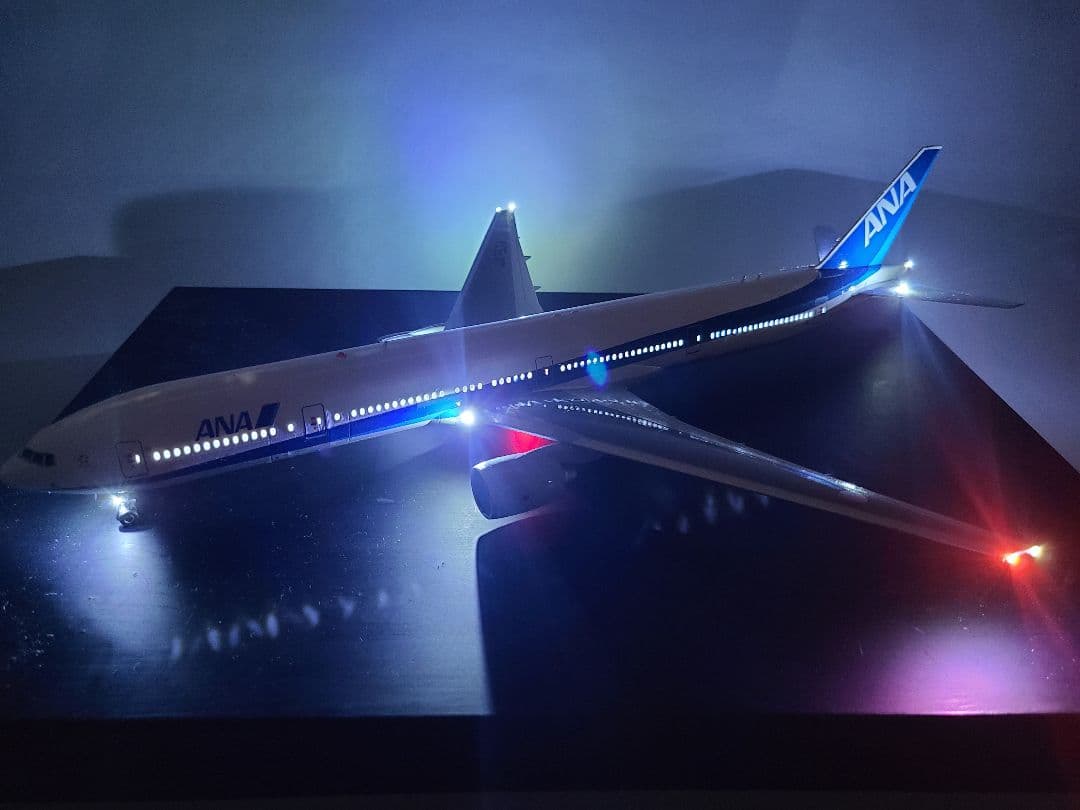 ANA Boeing 777-300 LED仕様 完成品