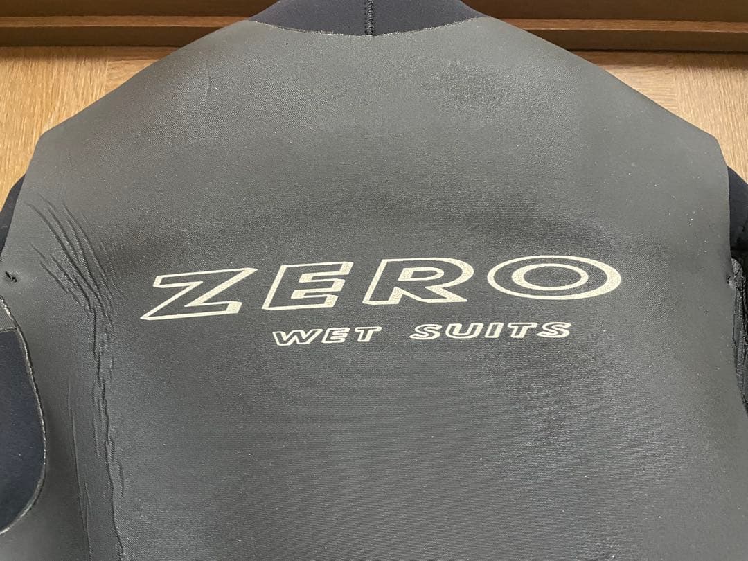 ZERO WETSUITS／ゼロ ウェットスーツ セミドライ　オーダー M相当