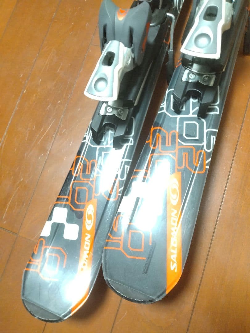【状態良好☆】120cm　SALOMONミッドスキー板　送料無料！