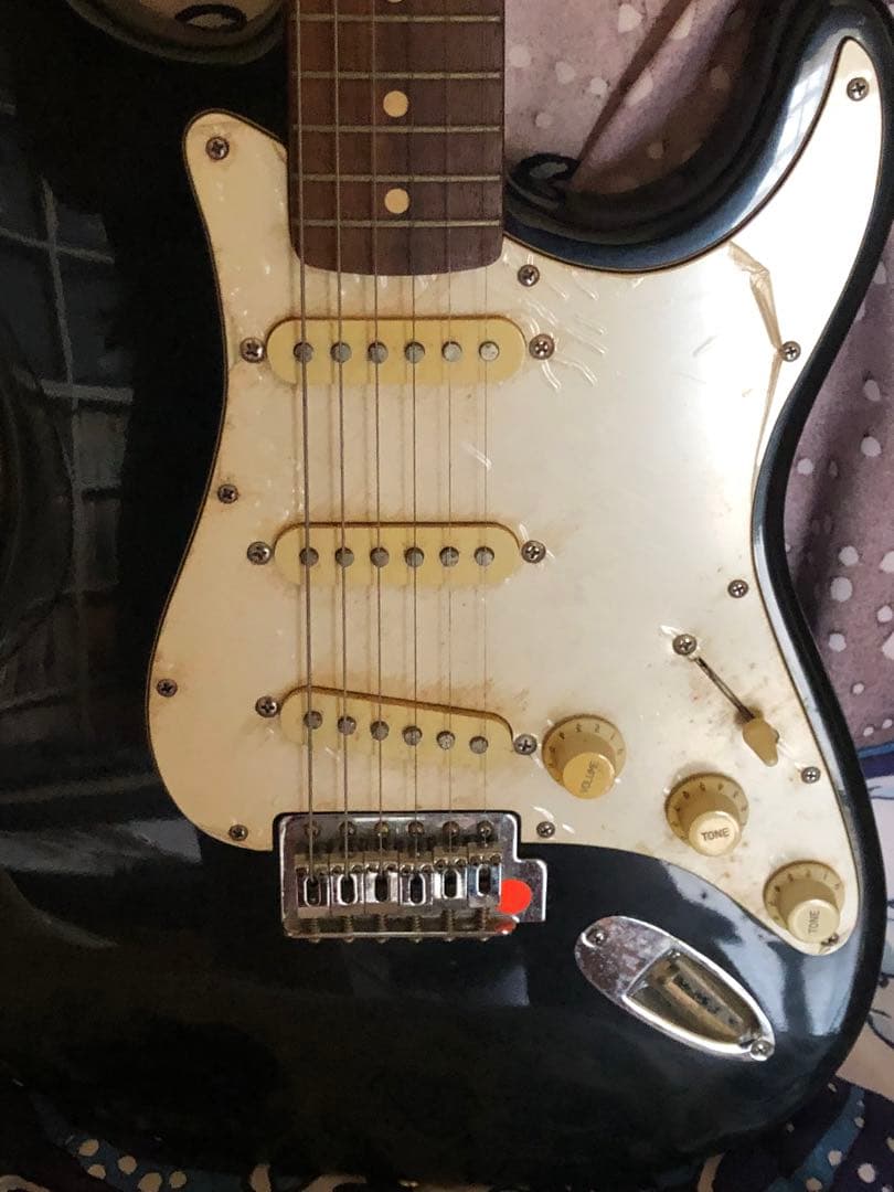 Fender Stratocaster ブラックエレキギター