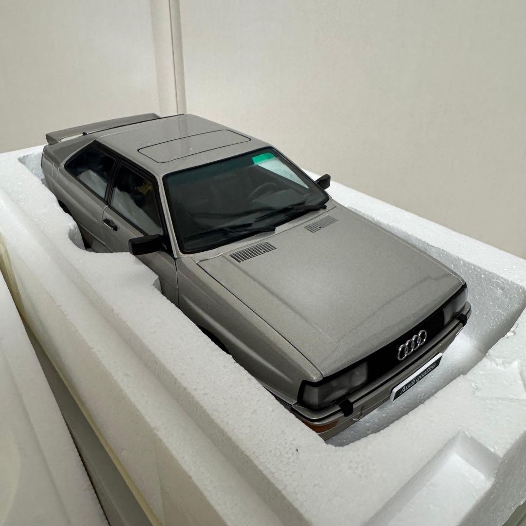 ミニカー AUTOart Audi sport Quattro 1988 1/18