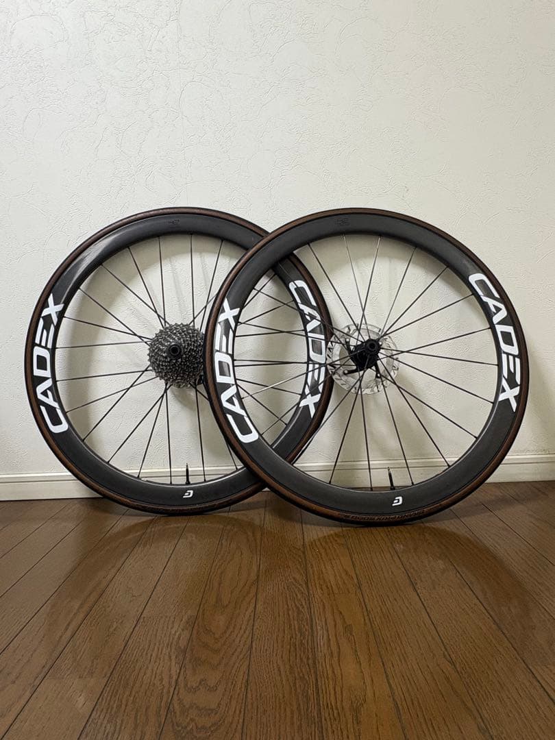 CADEX 42 Disc Tubeless 美品 フックレス カーボンホイール