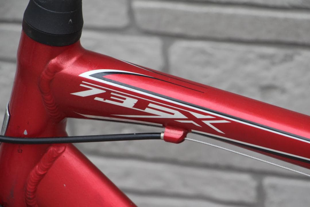 引き取り限定♪人気のTREK♪7.3FX♪クロスバイク♪SPECIALIZED♪