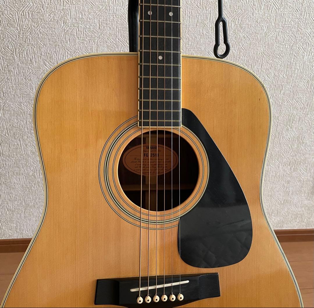 【ジャンク】　YAMAHA FG 251B ハードケース付き