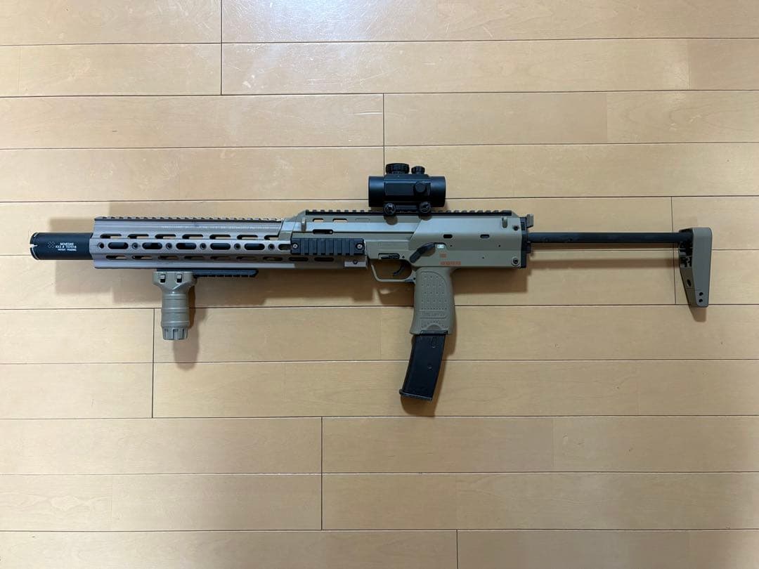東京マルイ ガスブローバック MP7A1ベース 近未来カスタム