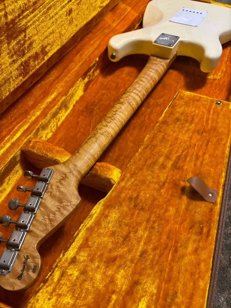 Fender customshop ストラトキャスター 95年製バーズアイネック