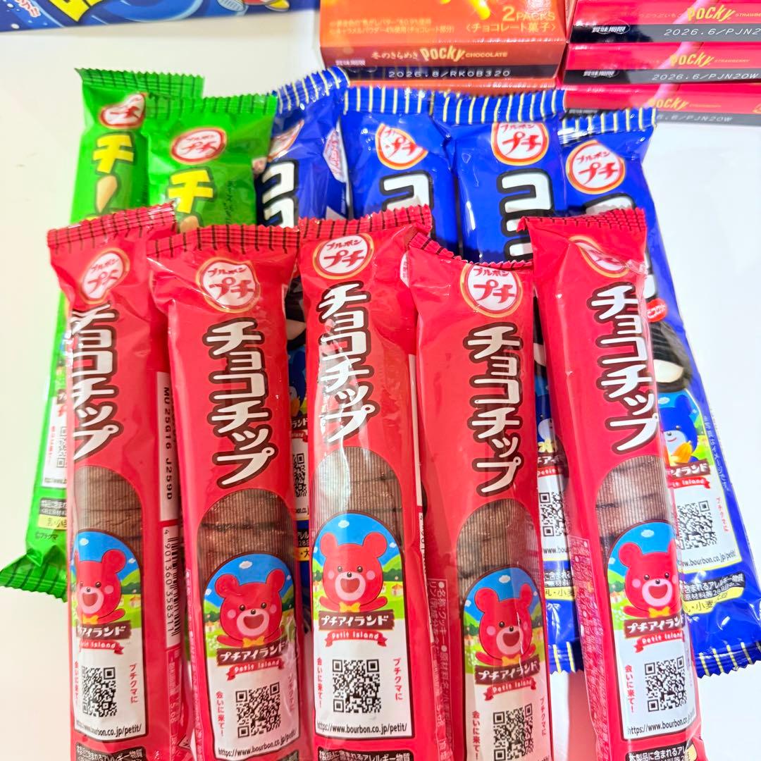アミューズメントお菓子 まとめ売り　大量　トッポ　ポッキー　スナック　チョコ
