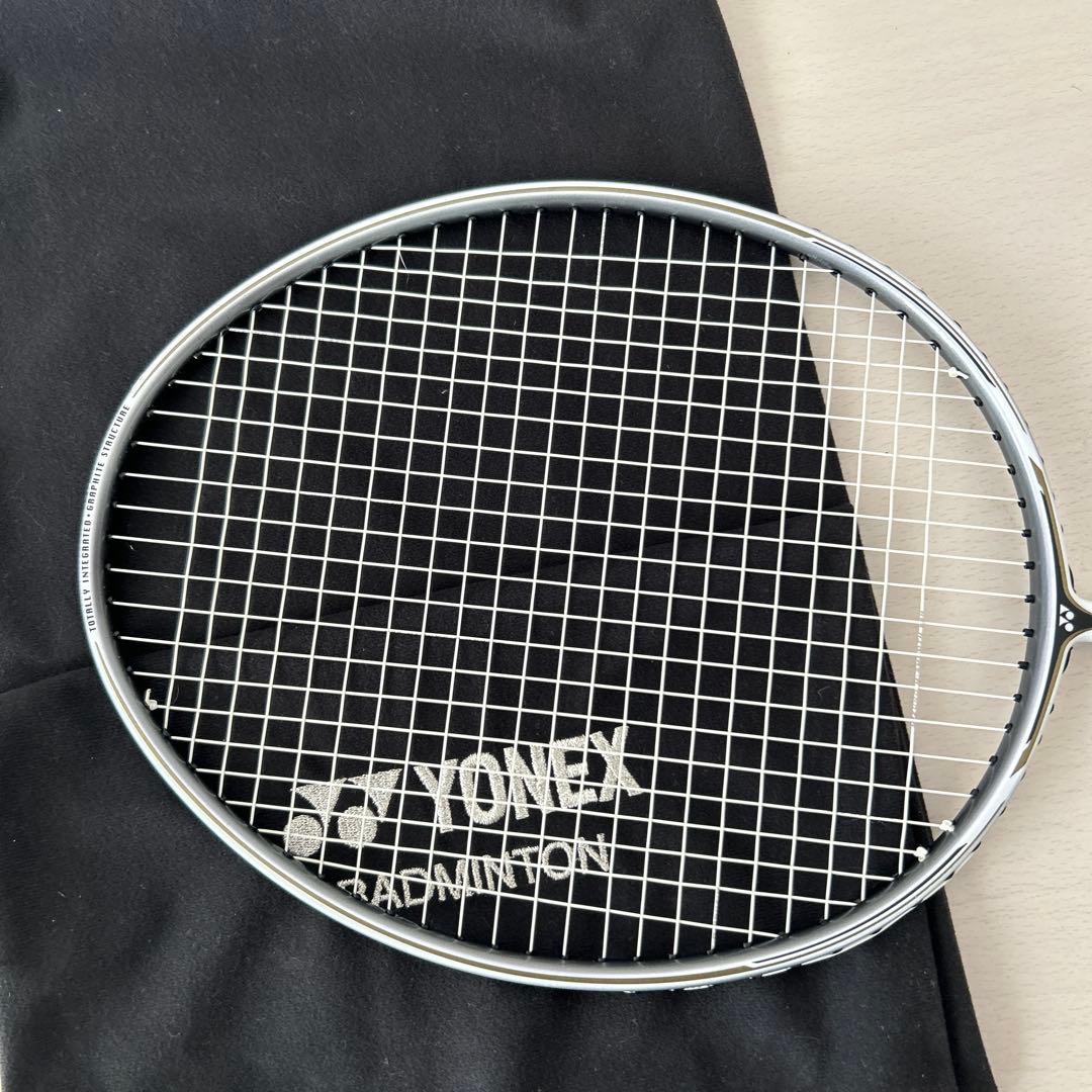 YONEX Carbonex 20 3UG5バドミントンラケット