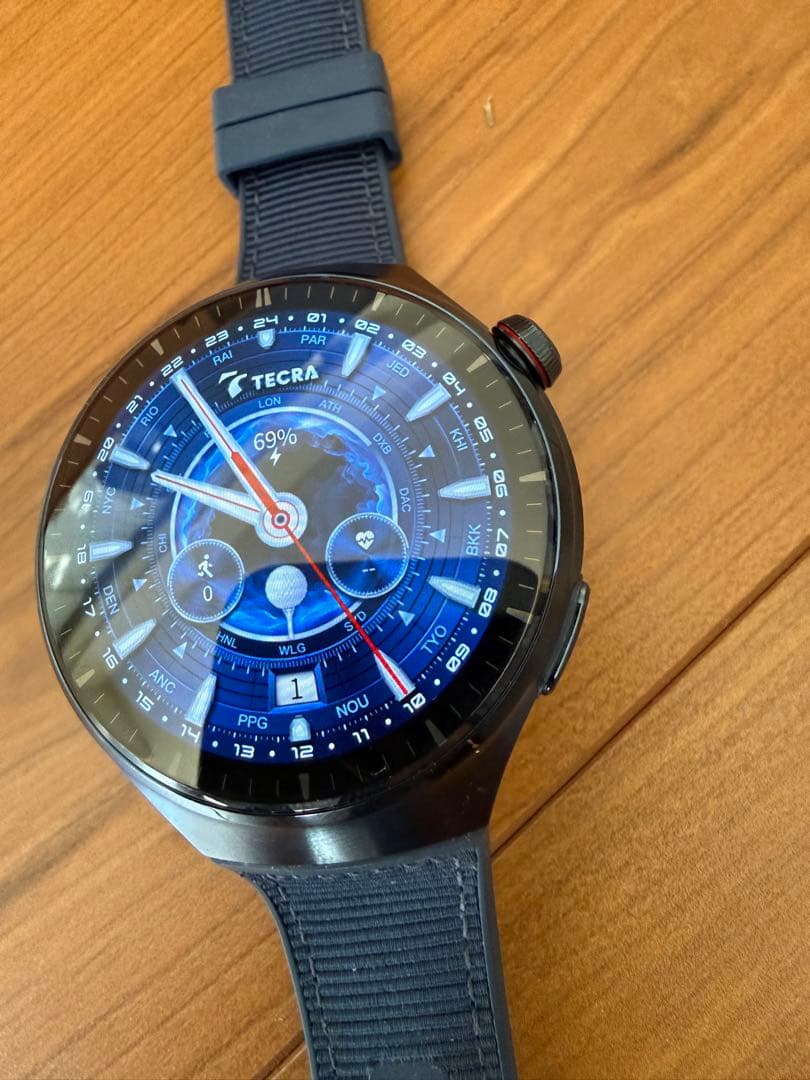HUAWEI WATCH 4 Pro TECRAモデル【eSIM無ゴルフ使用品】