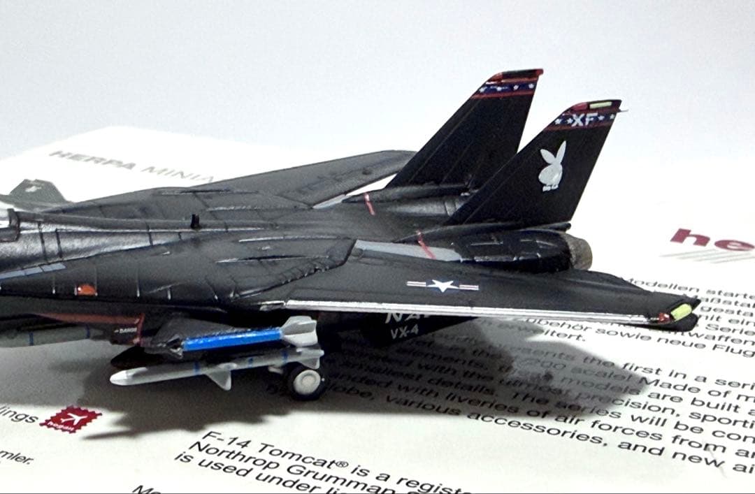 herpa 1/200 F-14A US Navy VX-4 ブラックバニー