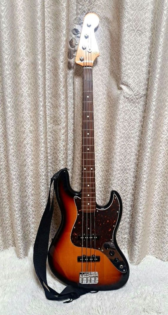 極美品　Fender Japan JB62 Jazz Bass 付属品多数
