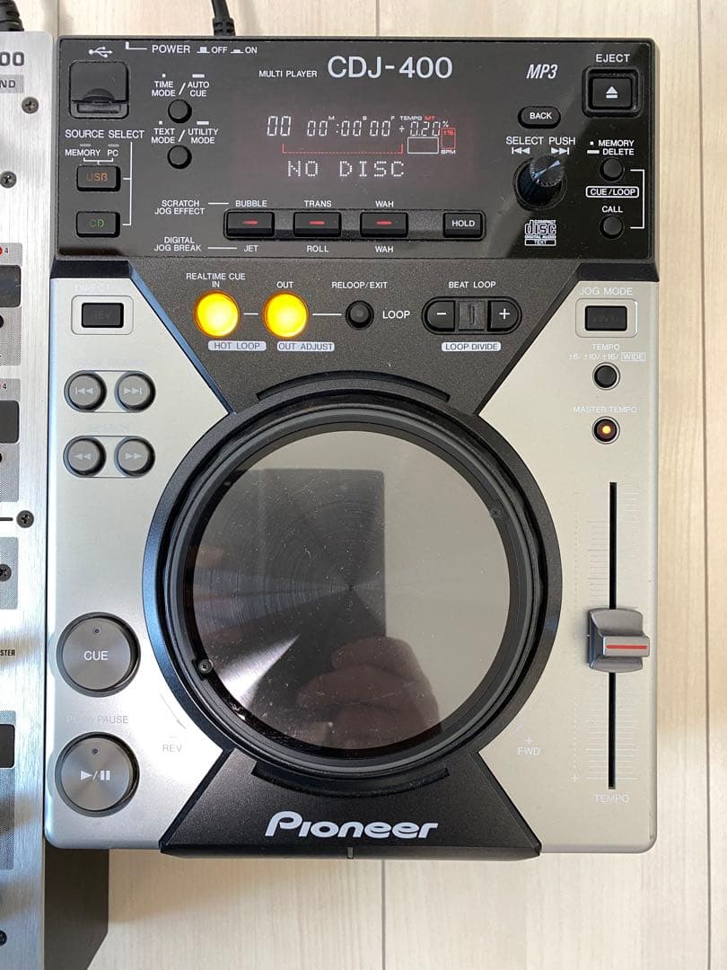 PioneerCDJ-400 (2台)& BehringerDJX700 セット