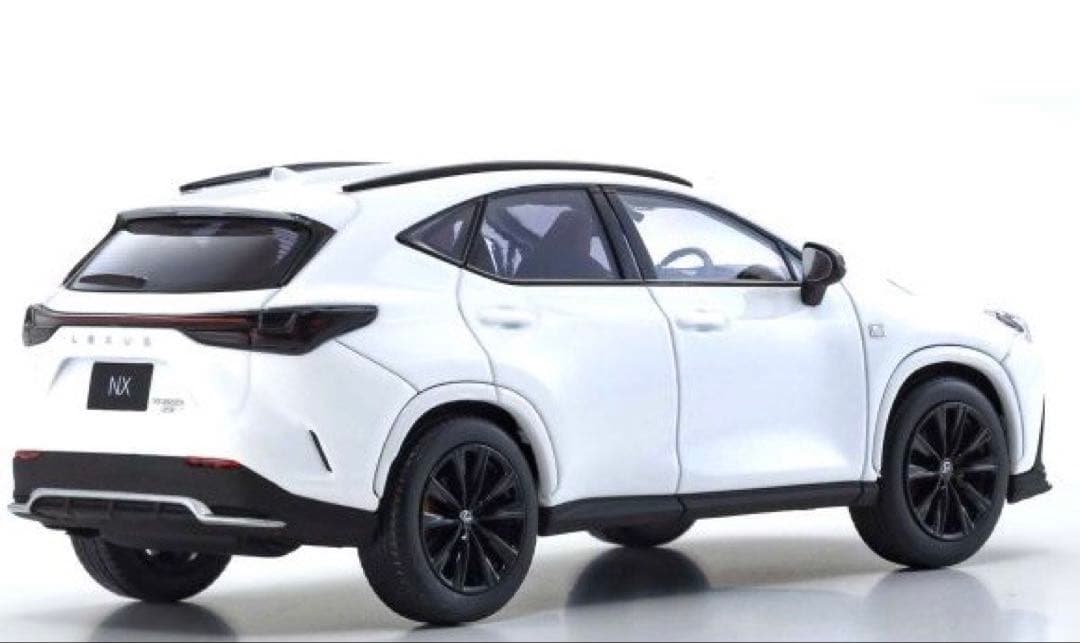 1/43 Lexus NX 350h F SPORT ホワイトノーヴァGF