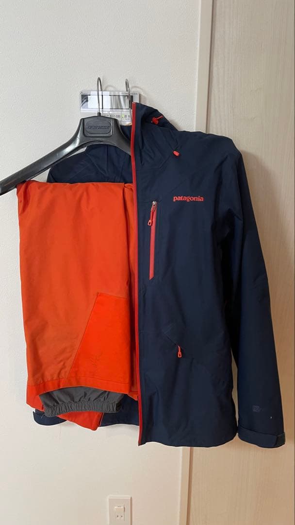 patagonia スノーショット 上下セット　sサイズ