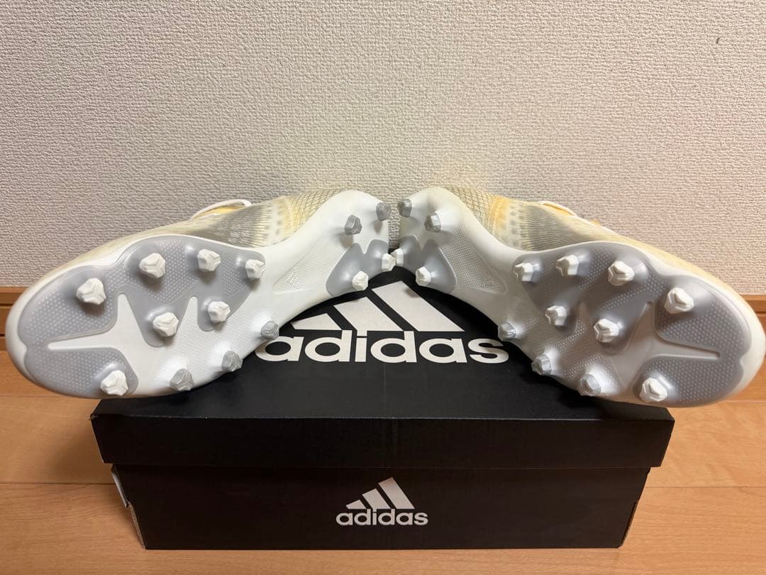 ★ adidas サッカーシューズ スパイク ★【ホワイト/イエロー/ゴールド】