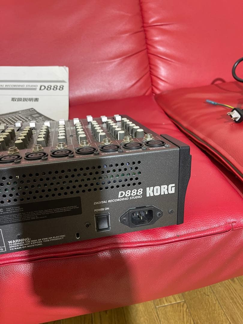 配信機器・PA機器・レコーディング機器 KORG D888