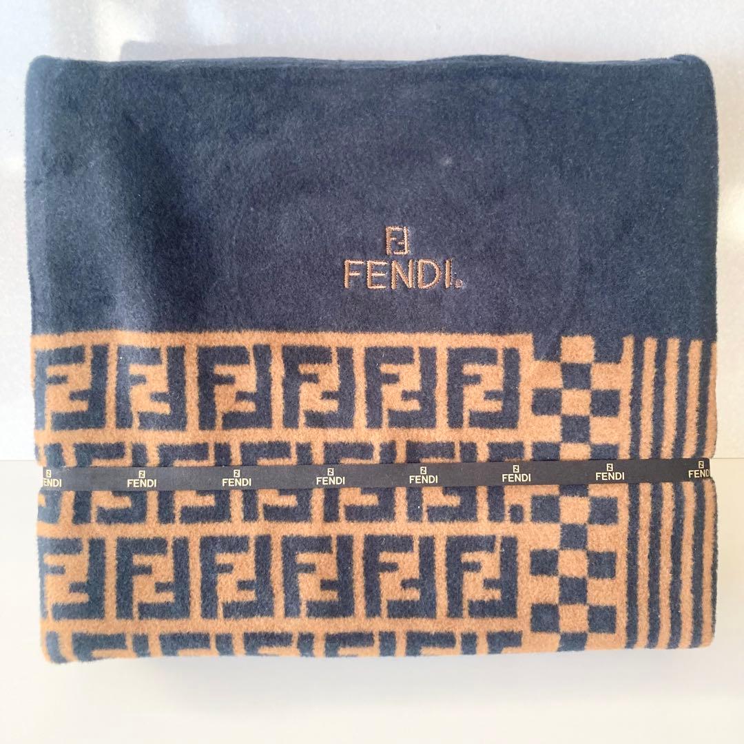 未使用 FENDI フェンディ ズッカ柄 綿毛布 ブランケット140×210