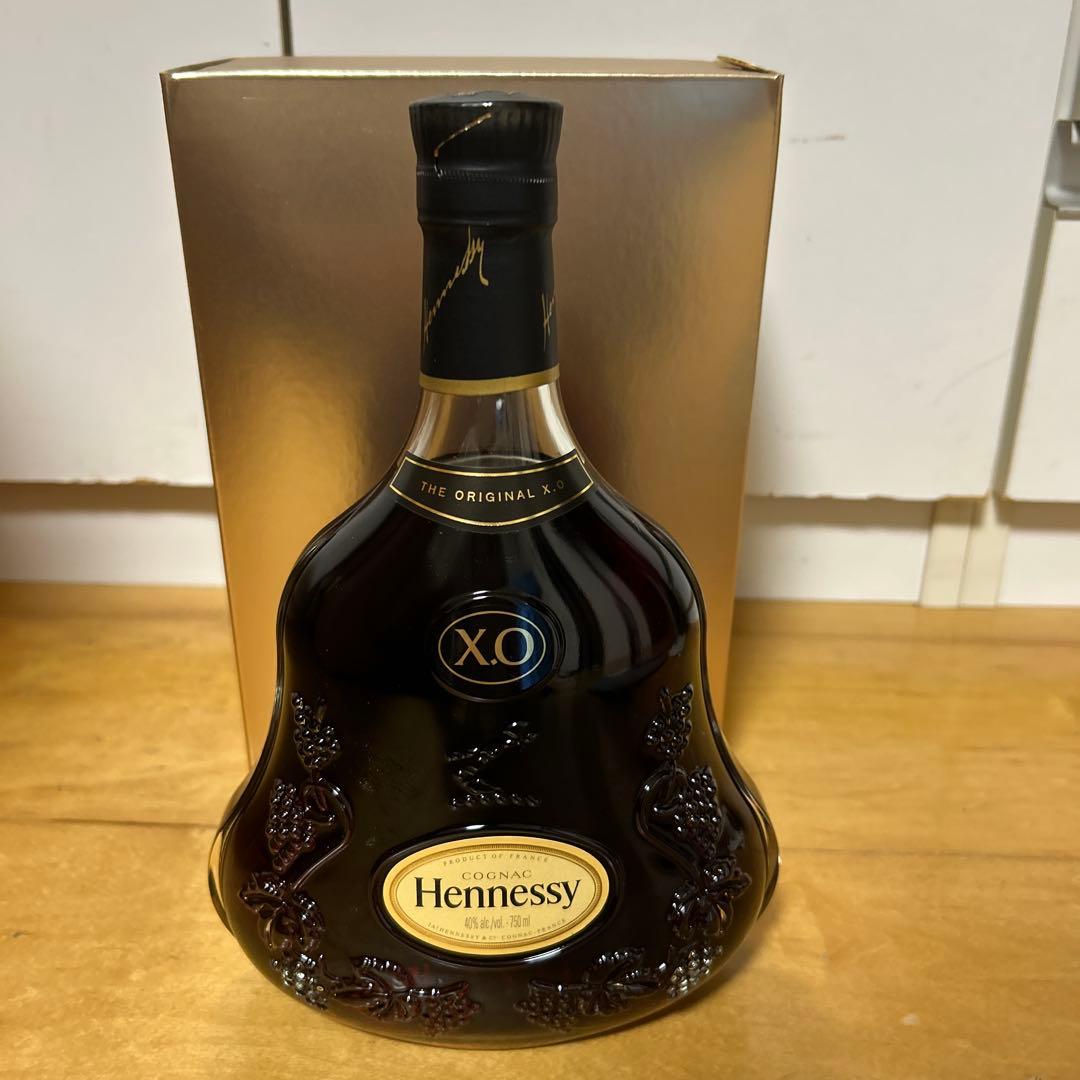 Hennessy XO ブランデー 箱入り　700ml 40%
