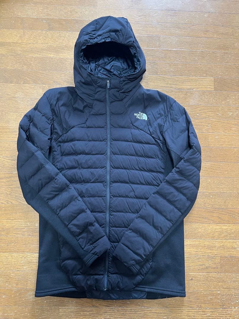 THE NORTH FACE レッドラン　フーディ　NY81874