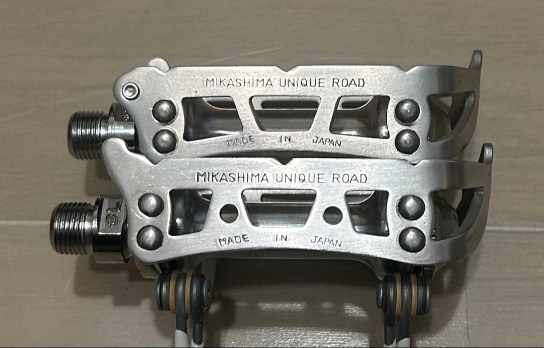 MIKASHIMA UNIQUE ROAD PEDAL 三ヶ島　ユニークロード