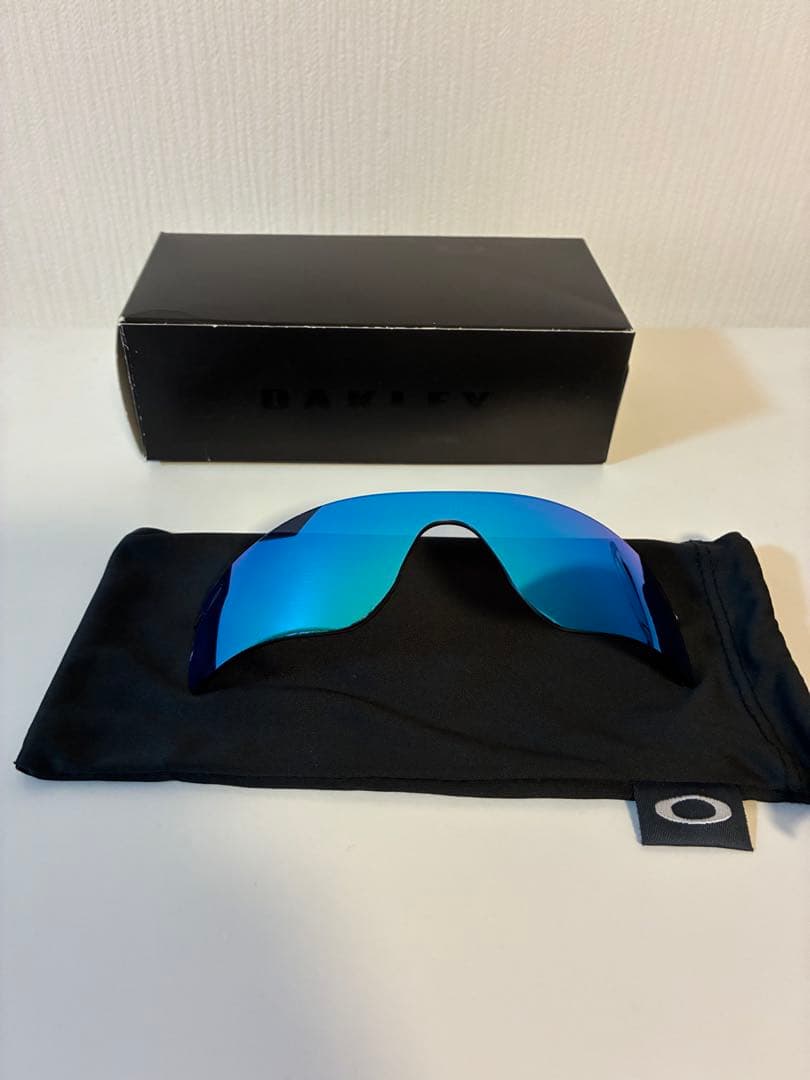オークリー レーダーロックパス　替えレンズ付 OAKLEY