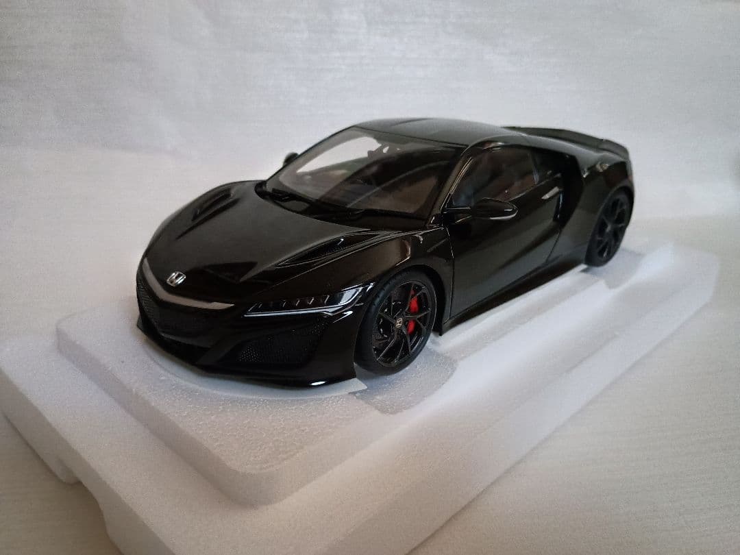 オートアート 1/18 ホンダ　NSX (ＮＣ1)