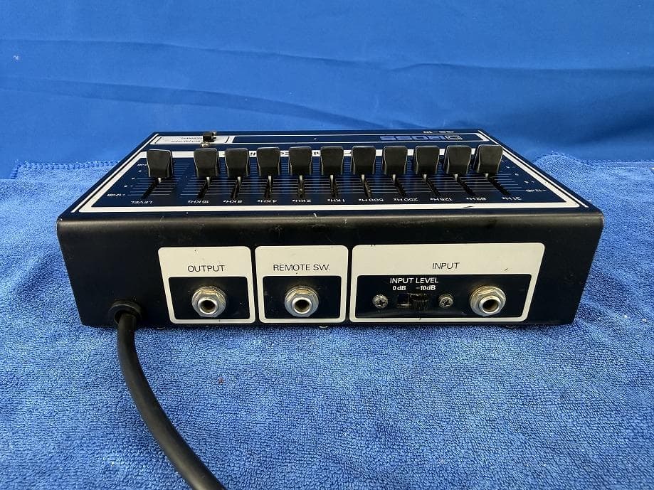 BOSS GE-10 GraphicEqualizerグラフィックイコライザー