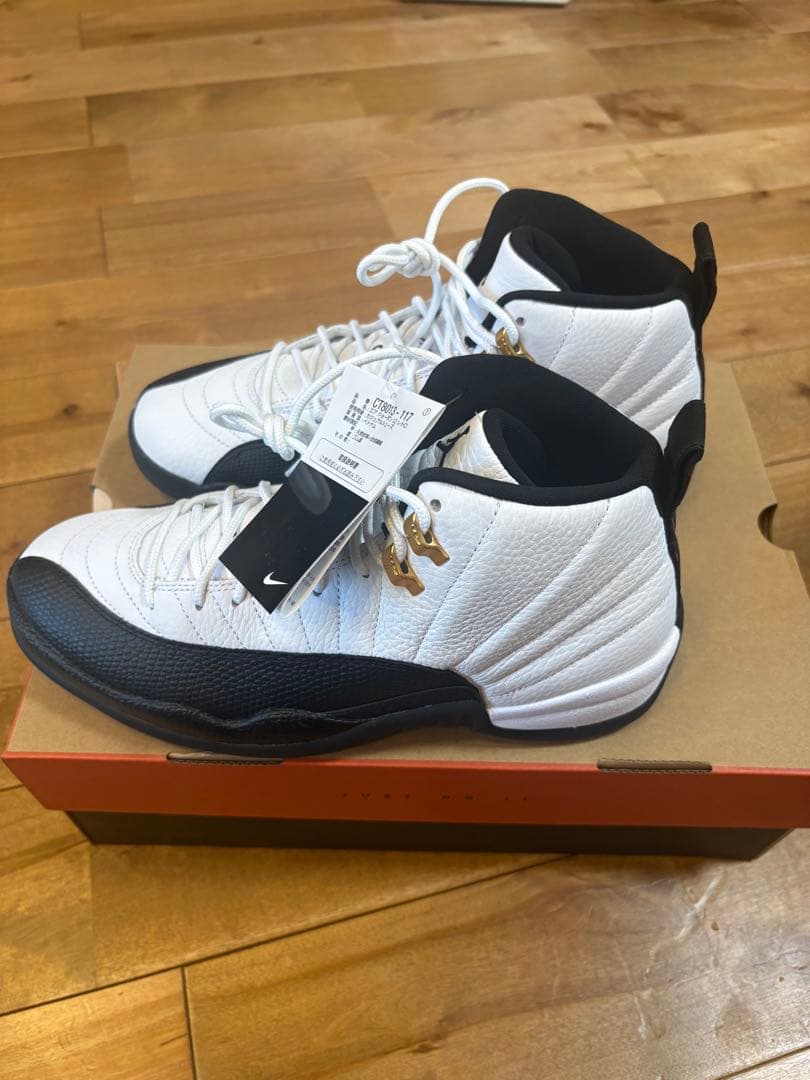 Air Jordan 12 ホワイト/ブラック 23