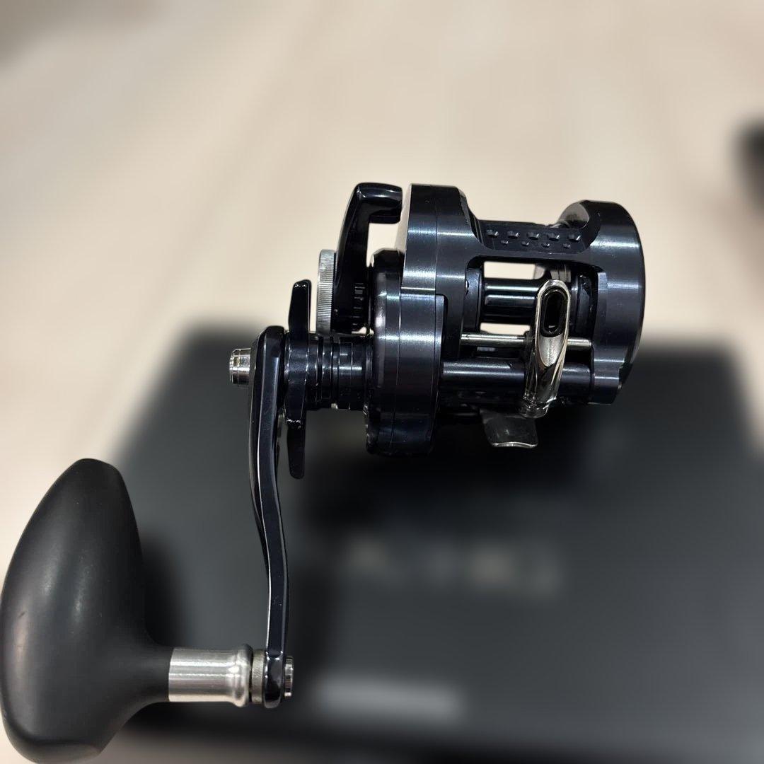 リール SHIMANO OCEA CONQUEST LIMITED 300HG