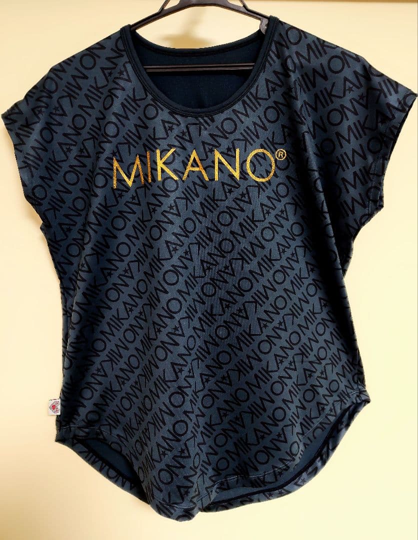 【ほぼ新品】ミカランセ MIKANO エアリー Tシャツ 日本製