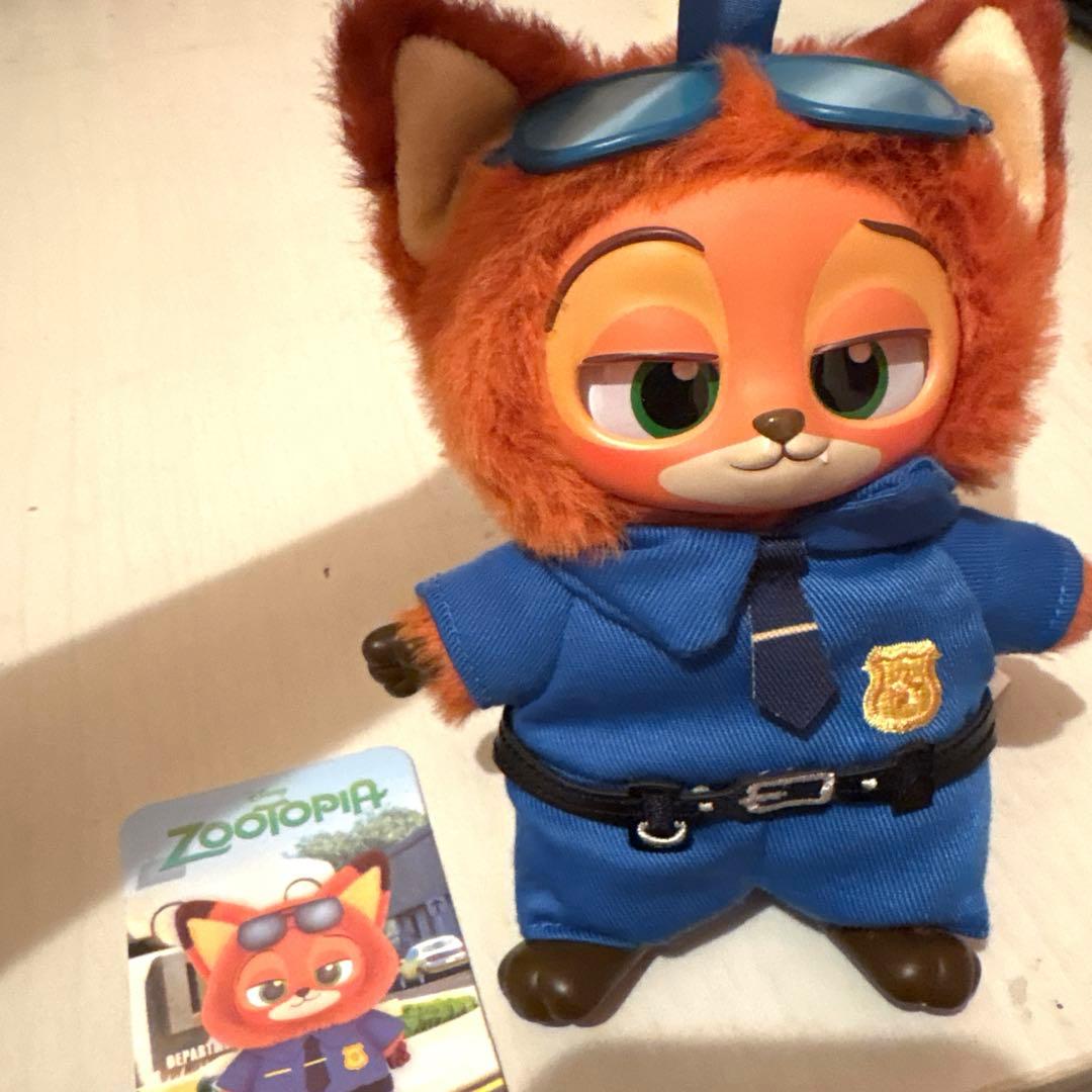 最終値下げ‼️ MINISO ZOOTOPIA 警官ニック 警官ジュディ