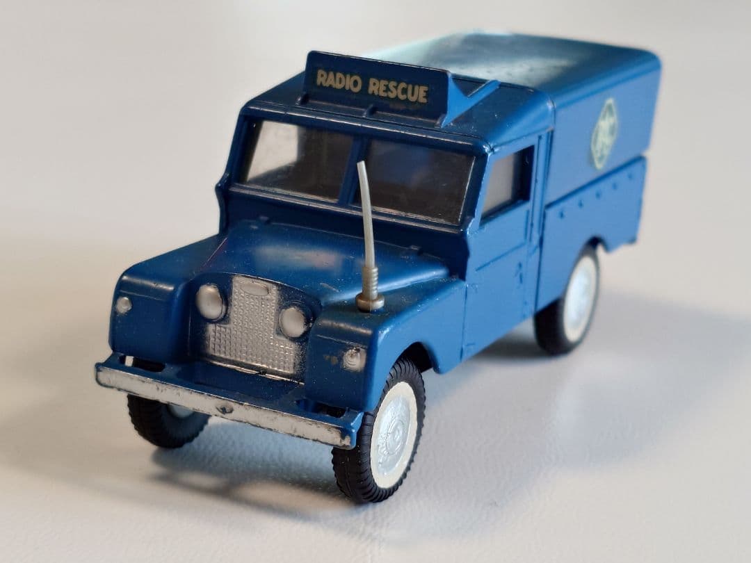 ミニカー CORGI NO.416 LAND ROVER RAC Radio Rescue