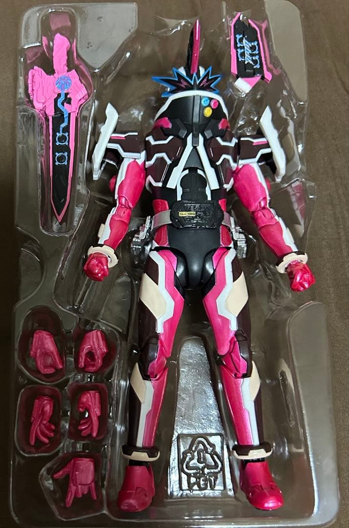 【３月6日まで】フィギュアーツ仮面ライダーセイバーシリーズセット