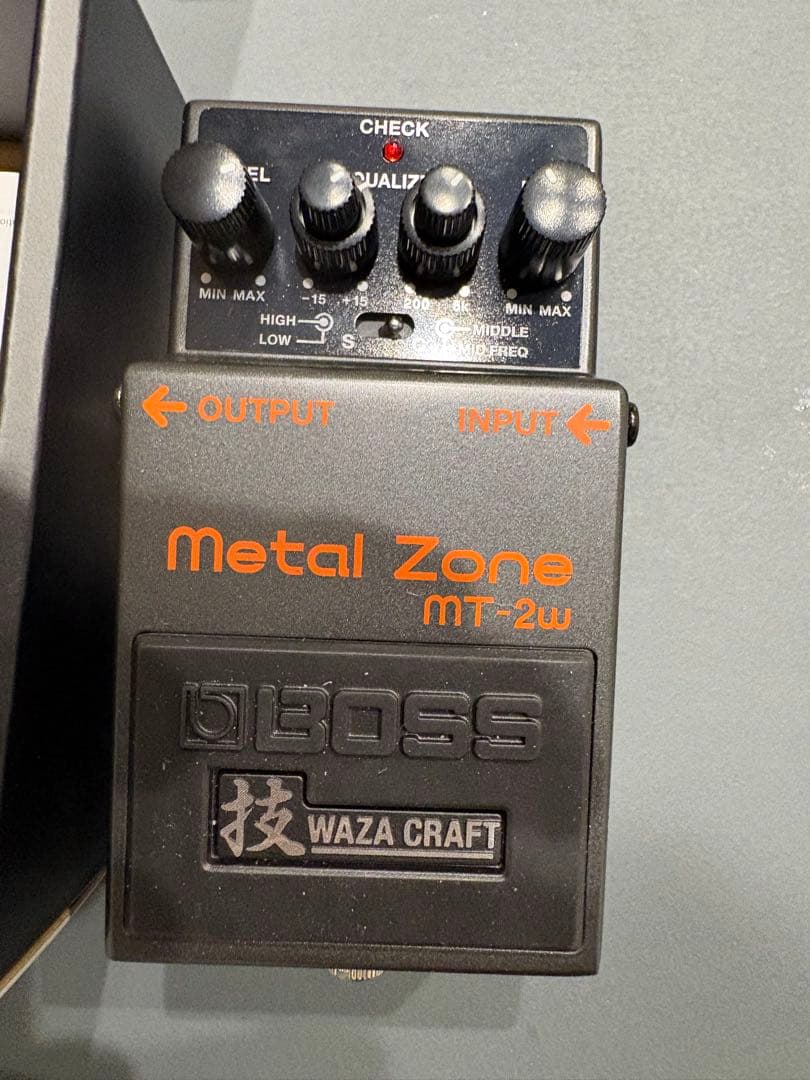 BOSS l Zone MT-2wメタルゾーン技