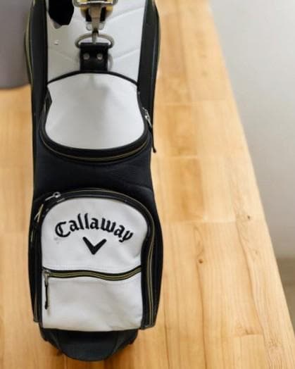 送料無料/美品　Callaway Warbird 高級ゴルフバッグWHｘBKｘY