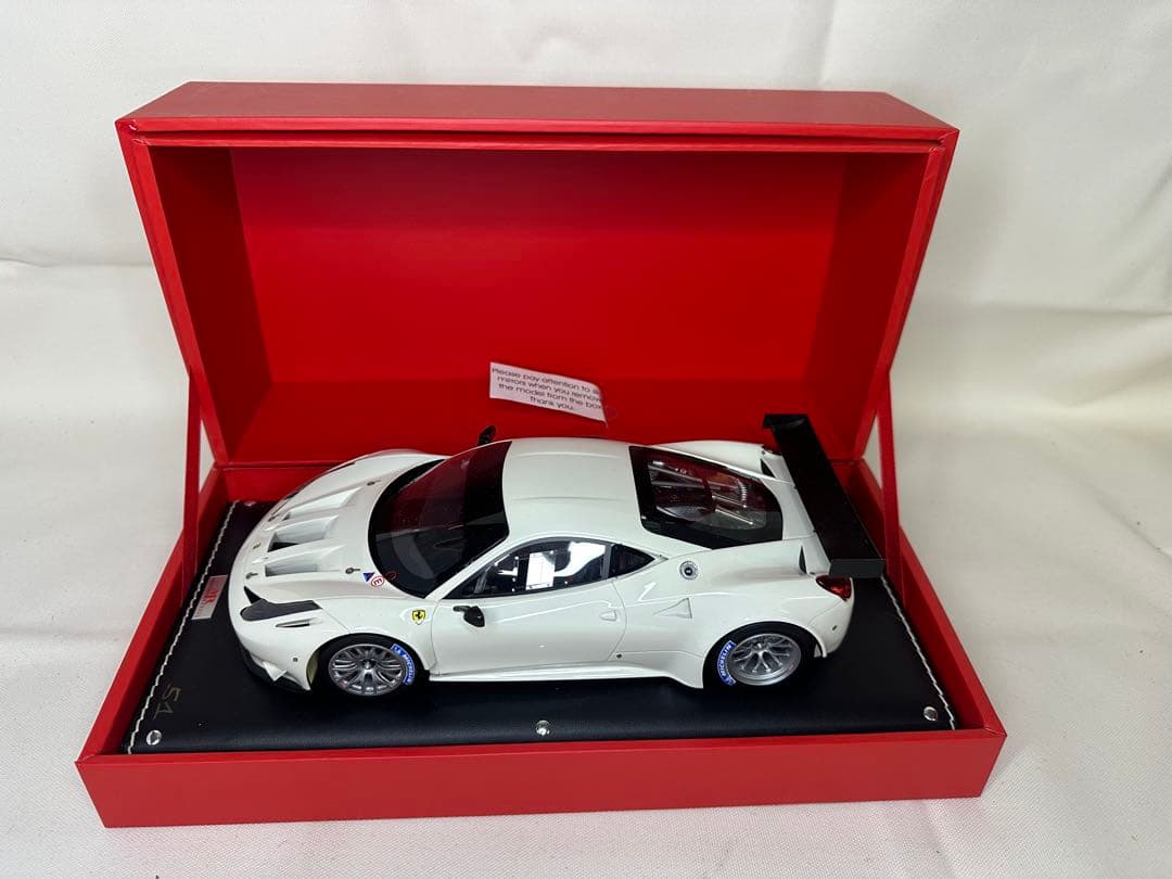 Ferrari 458 1/18スケール MR Collection
