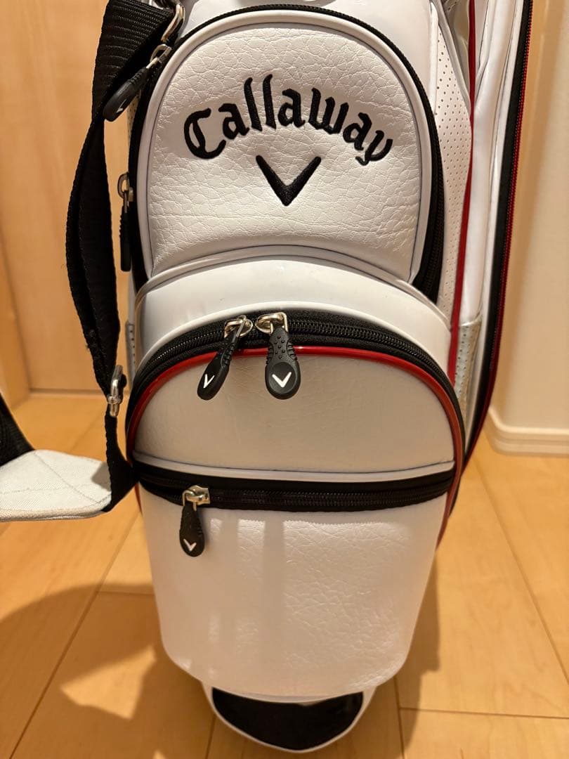 Callaway Rogue キャディバッグ ホワイト