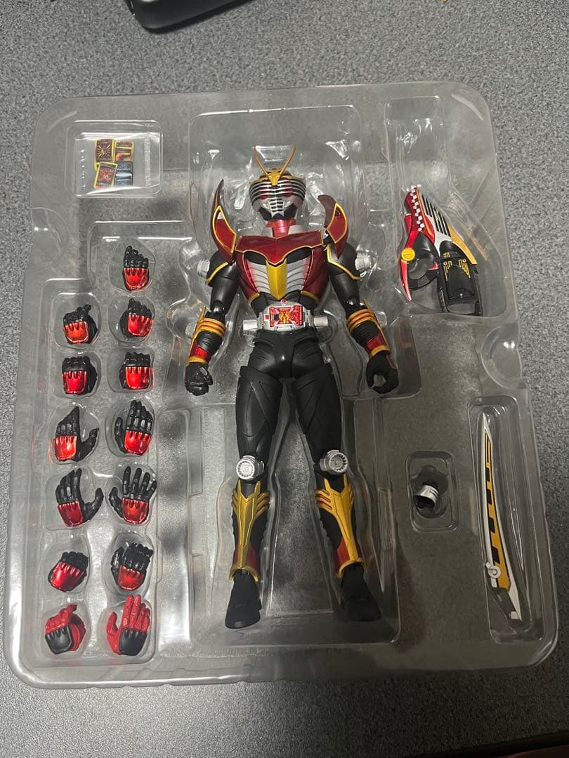 SHFiguarts 仮面ライダー龍騎サバイブ