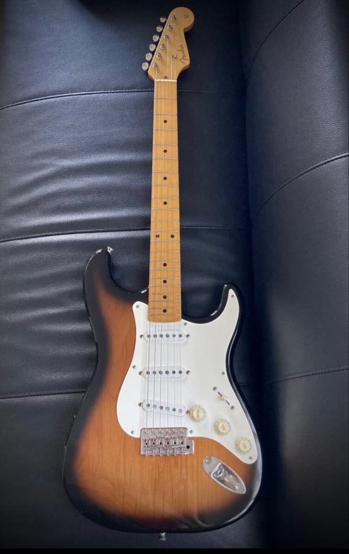 Fender Japan ST57 ストラトキャスター サンバースト